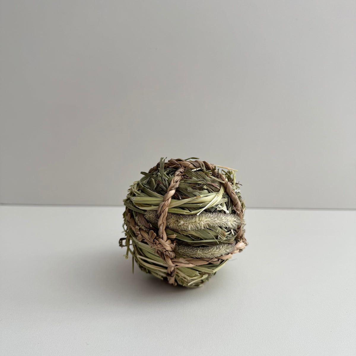 Timothy Hay Ball – Darling Bun Shop